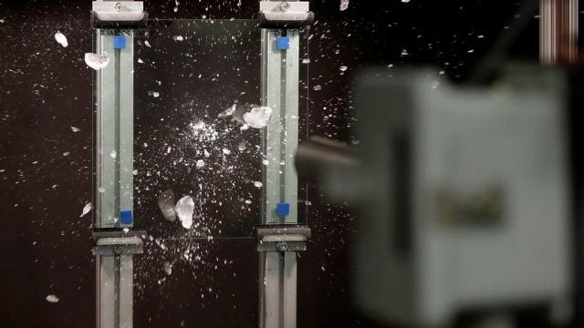 "AKHAN Semiconductor" veut concevoir le premier écran pour smartphone à ...