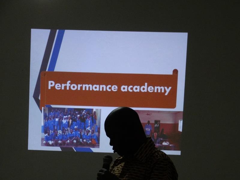 Performance academy : Pour «démystifier le succès » scolaire