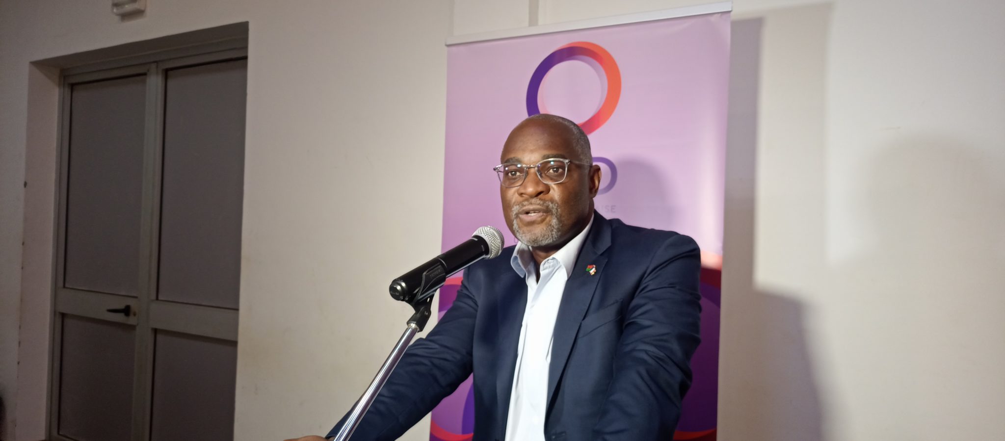 « L'aide n'a pas la prétention de résoudre à elle seule tous les maux d ...