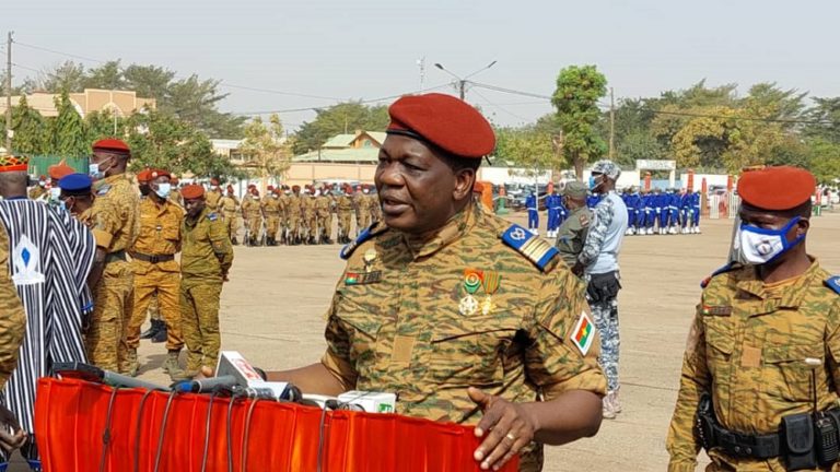 Etat-major Général des Armées : Le colonel-major David Kabré paré à ...