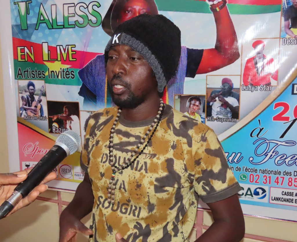 Musique: L'artiste Taless prône le désarmement des cœurs à travers son ...