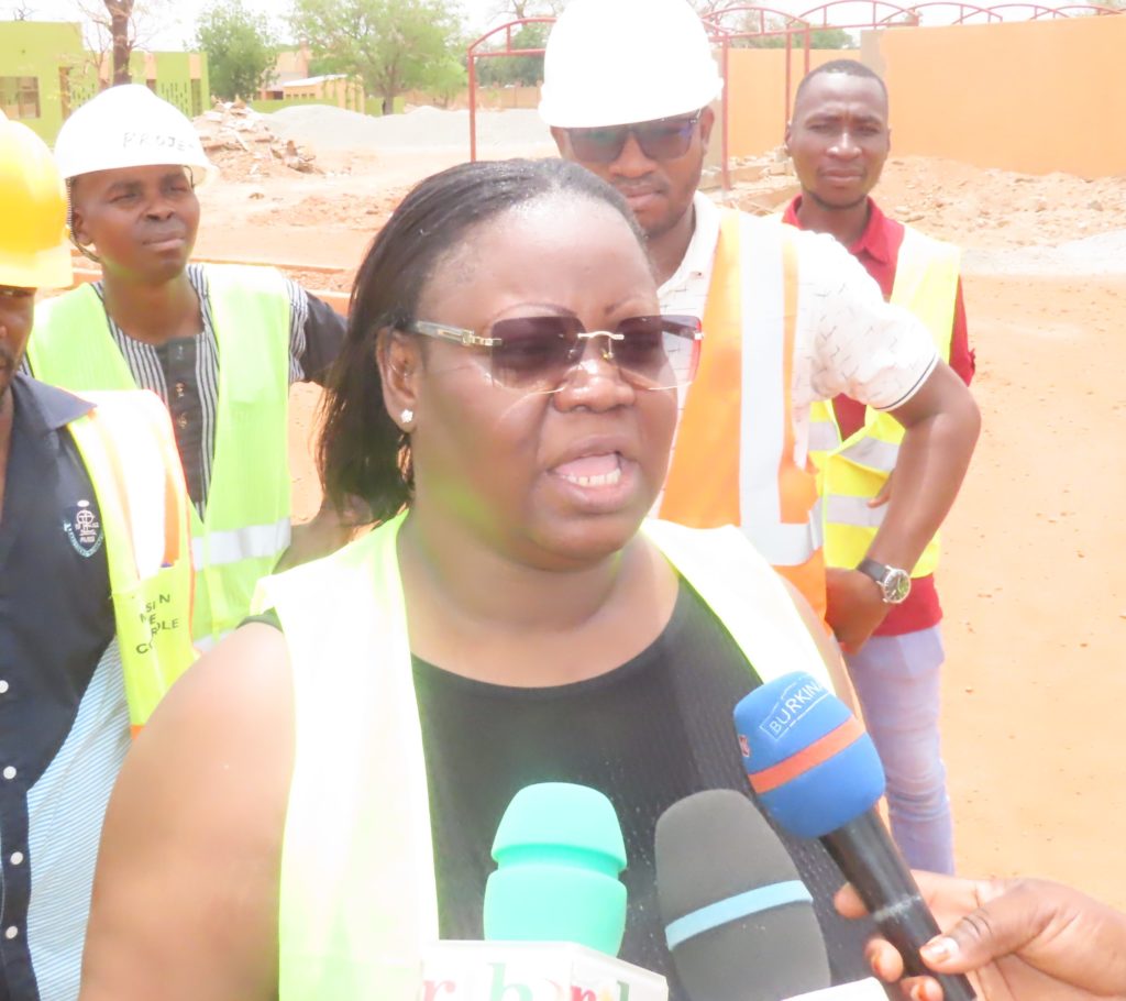 Construction du CHR de Manga : Les premiers patients pourront être ...