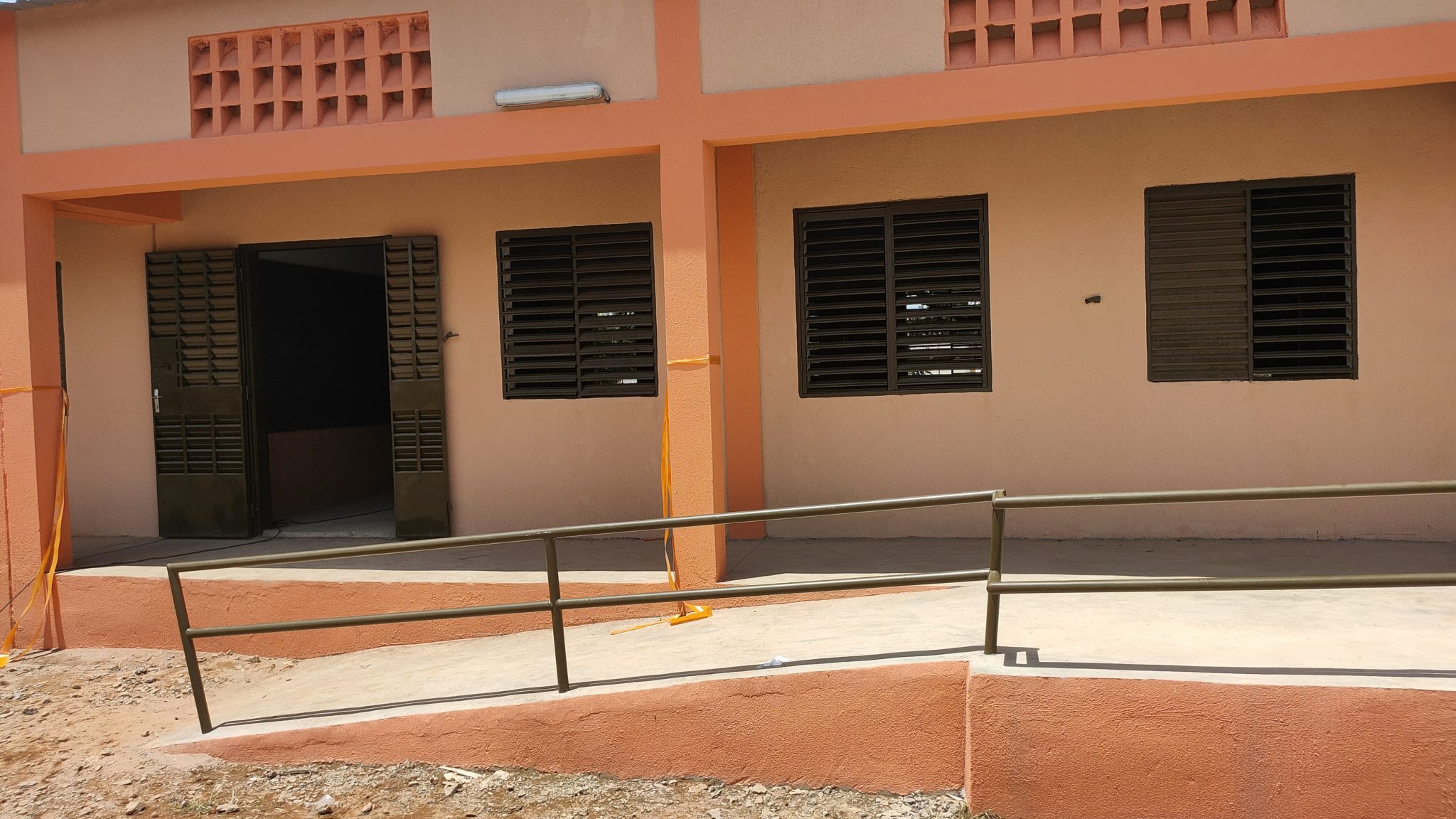 Fondation Orange Burkina Faso : Kotedougou reçoit des salles de classe ...