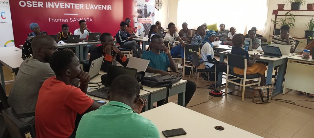 Entrepreneuriat : Un camp d'idéation initié par l'Agence universitaire ...