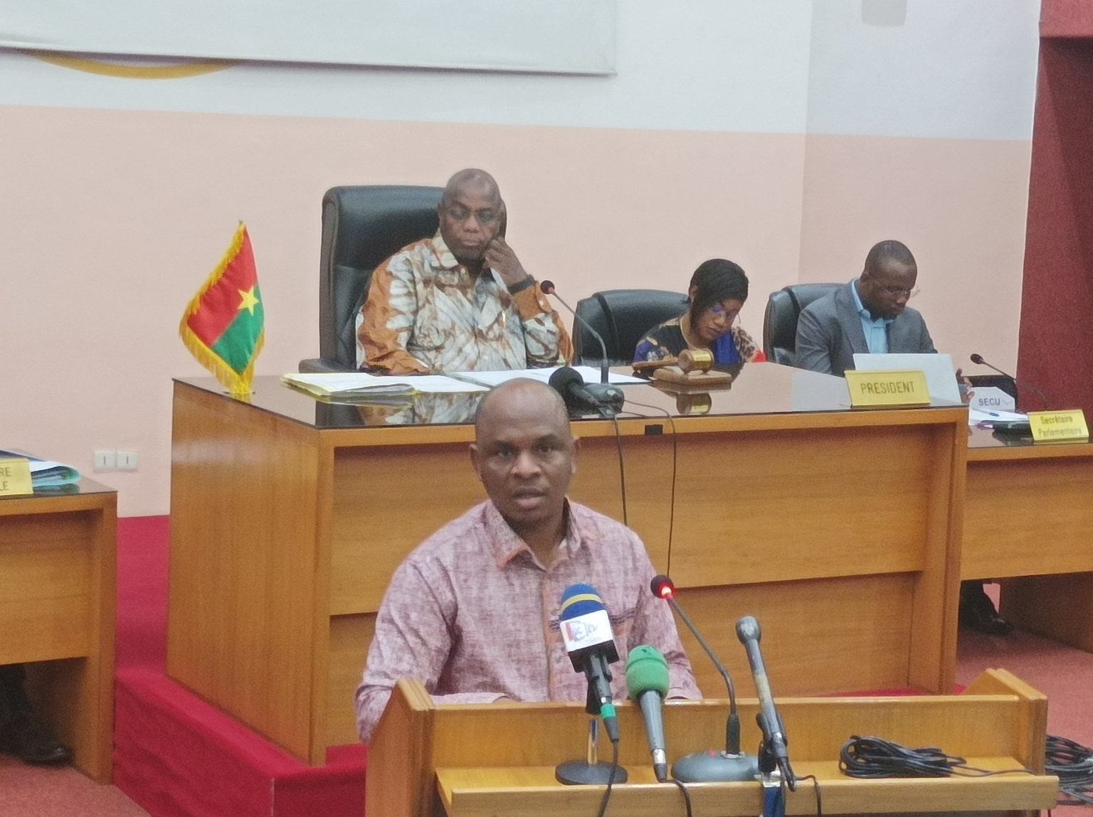 Règlementation du système de récépissé d’entreposage de produits ...