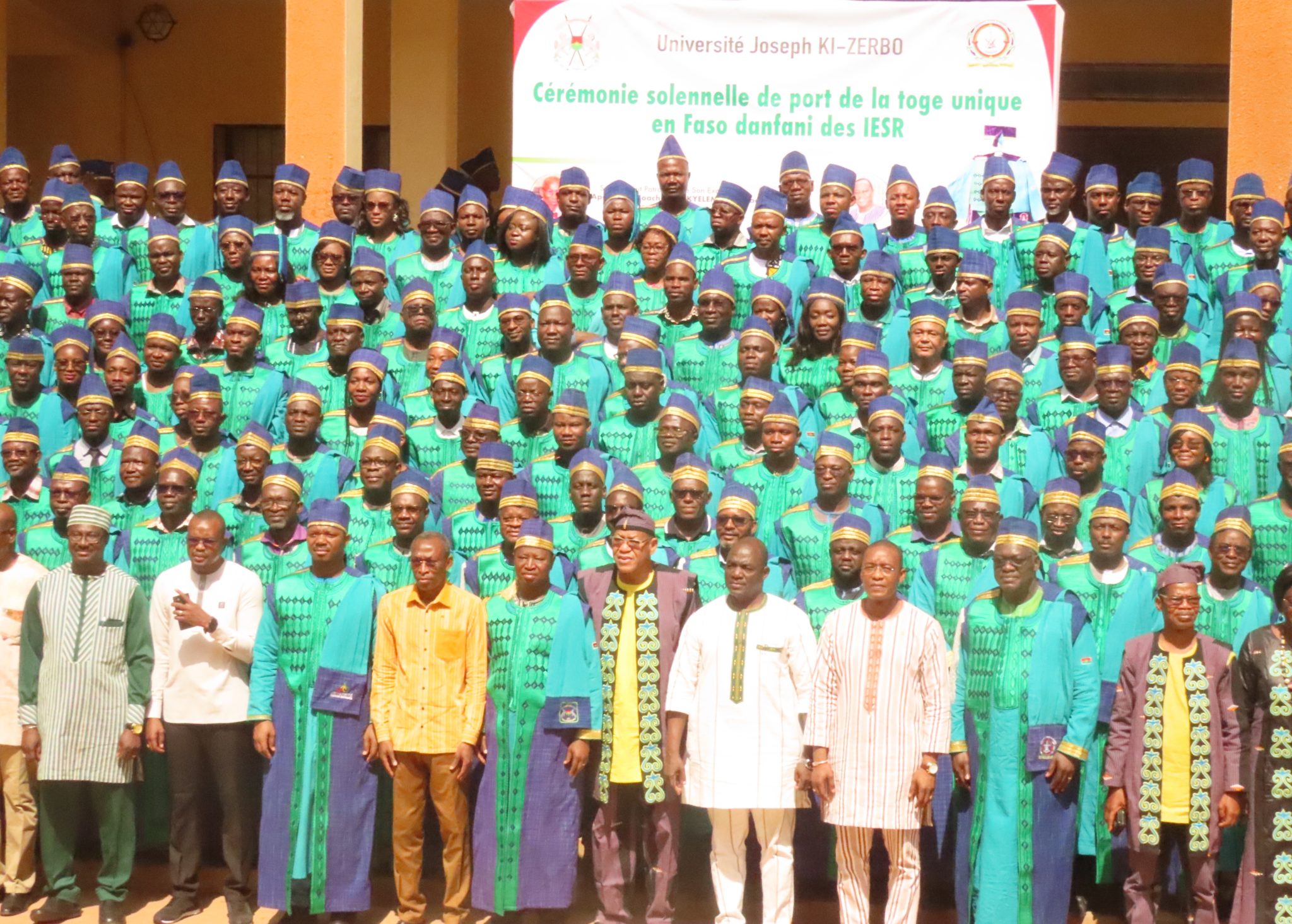 Recherche scientifique au Burkina Faso : Les toges des chercheurs sont ...