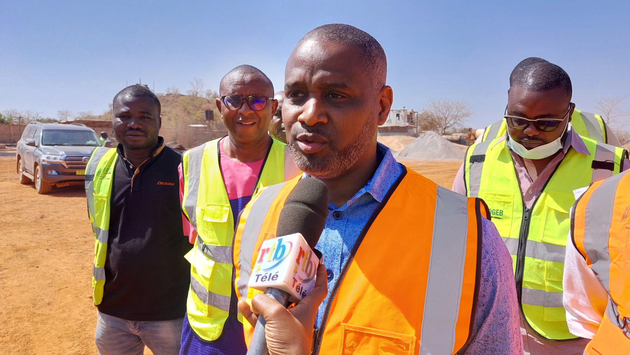 Route de Poura : Le bras financier en visite de chantier