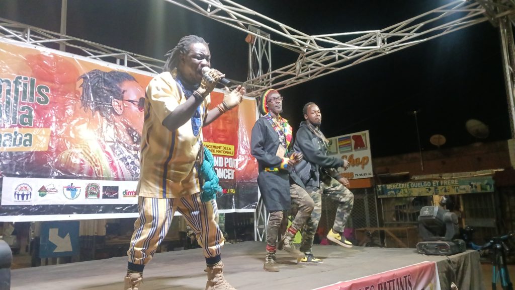 "J'ai eu la chance que c’est avec mon mégaphone que le Capitaine ...