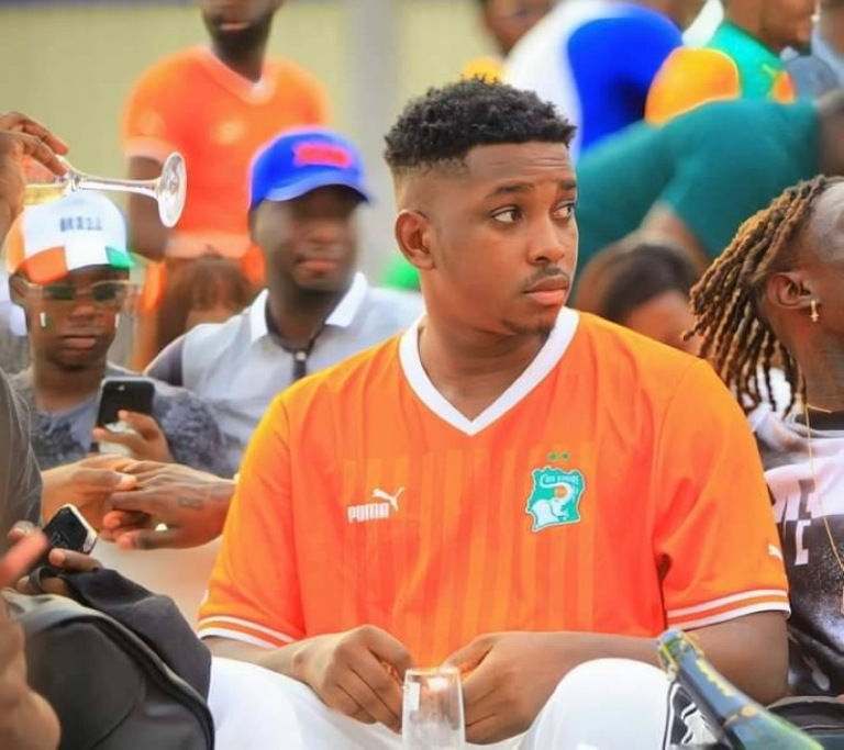 CAN 2023 : Le « Coup du marteau » de Tam Sir fait vibrer les stades ...