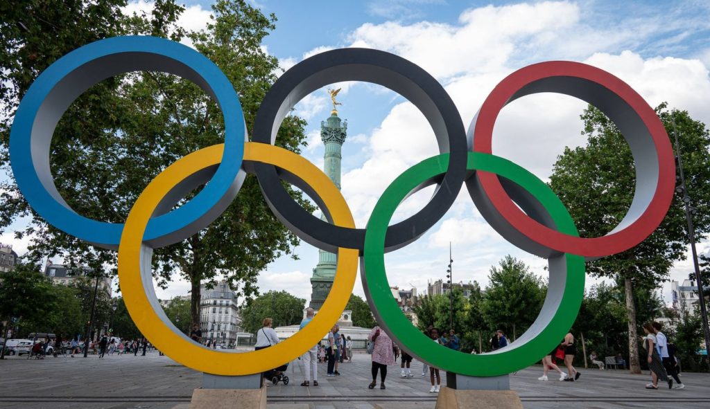 JO Paris 2024 : Les 8 athlètes qui représenteront les couleurs du ...