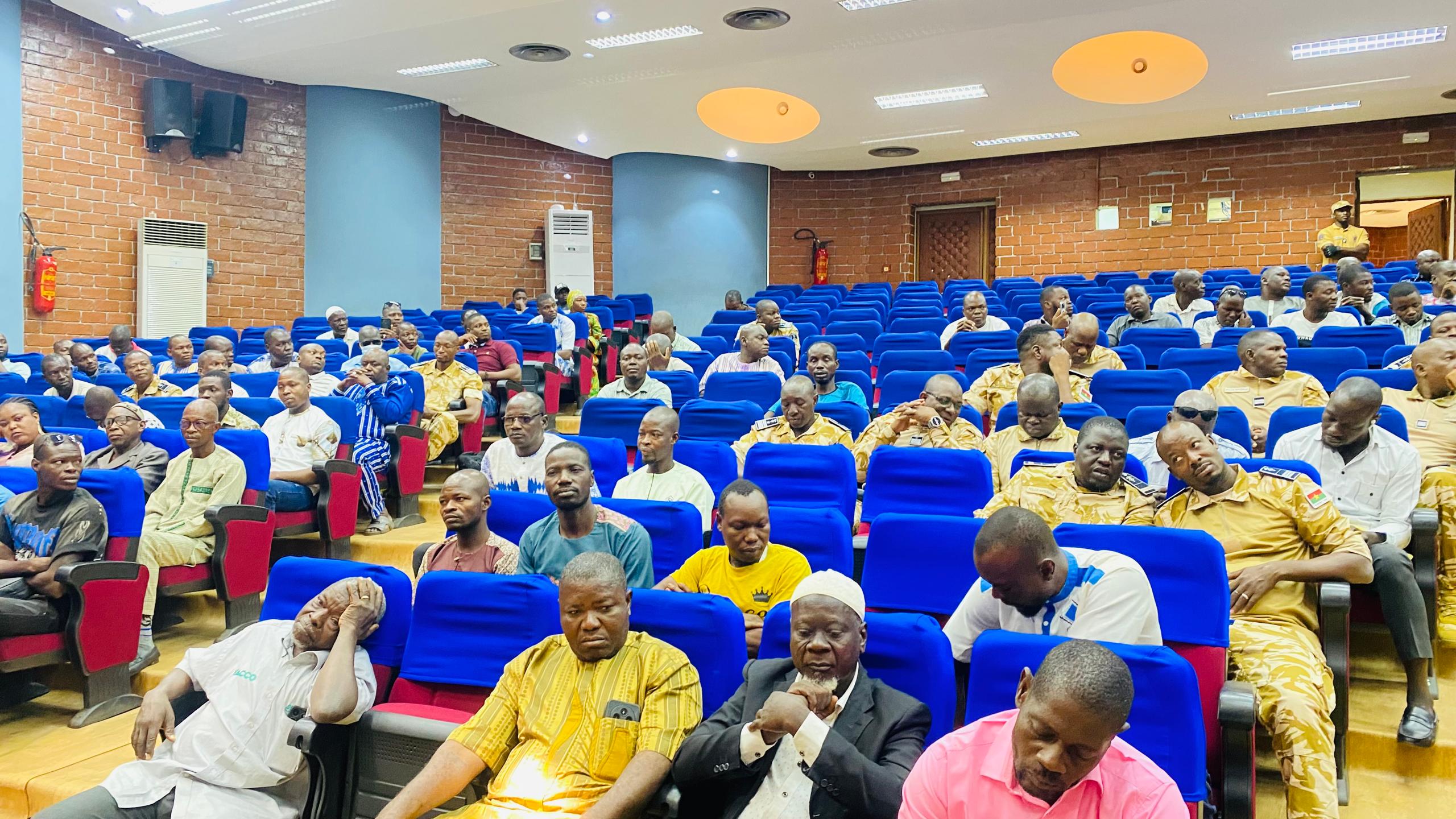 Burkina Faso : Les démarcheurs immobiliers, nouveaux alliés de la Police Nationale contre l ...