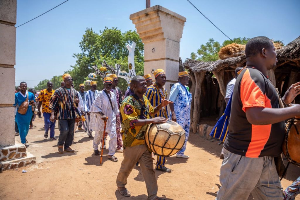 15 Mai : Des chefs coutumiers Bissa font des sacrifices pour la paix et ...