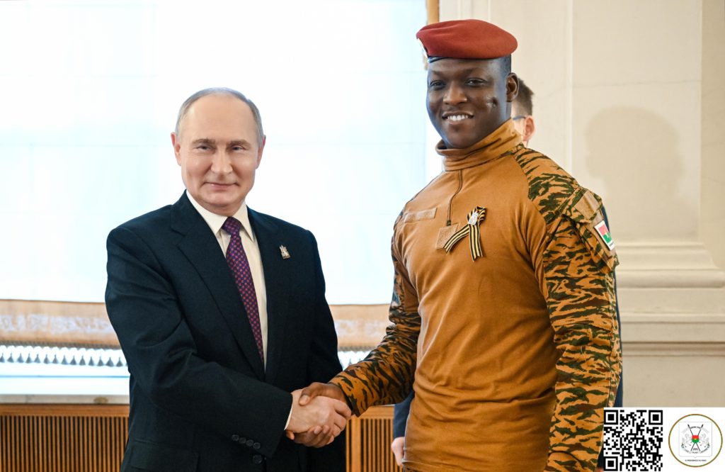 Visite officielle du Président du Faso à Moscou : Les Présidents TRAORÉ ...
