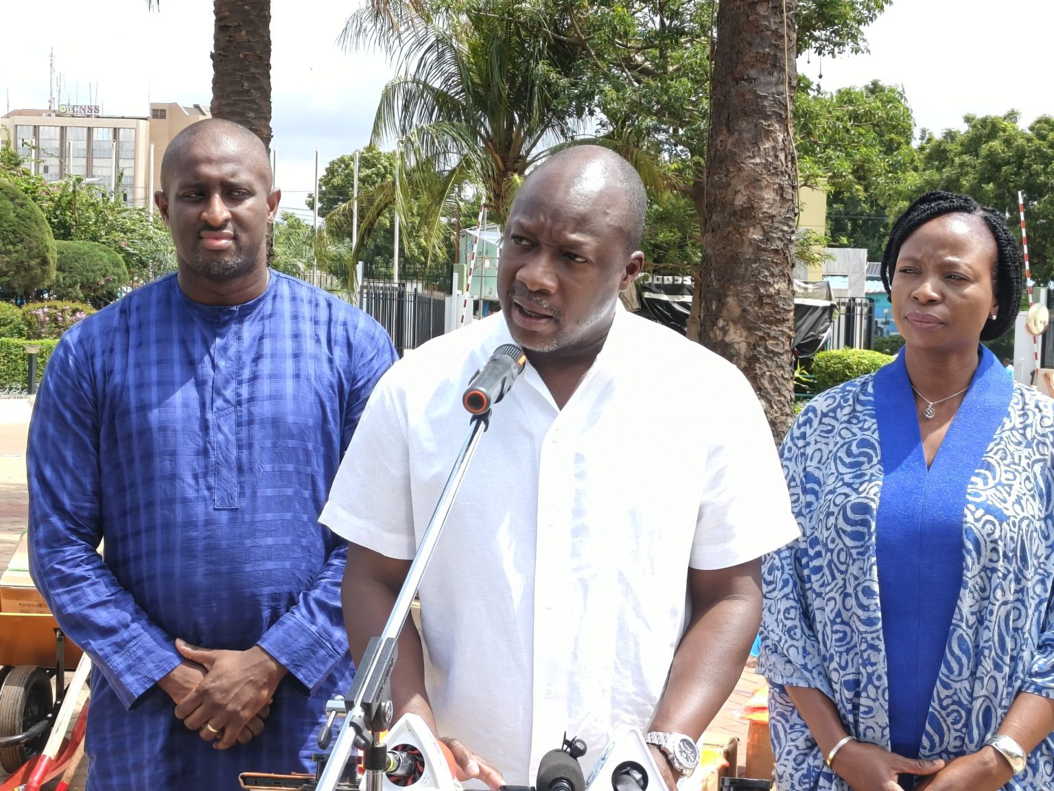 IAMGOLD Essakane SA célèbre ses 15 ans par un don à la Brigade verte de ...