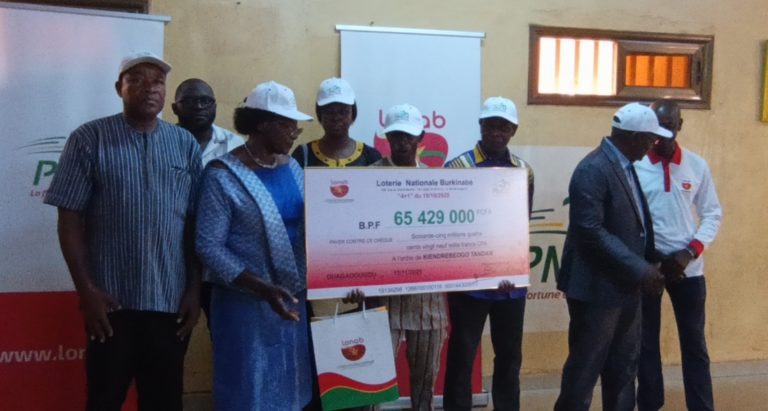 PMU’B : Un joueur empoche plus de 65 millions F CFA grâce à la LONAB