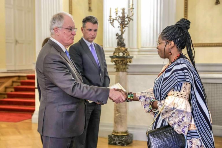 Coopération Burkina Faso–Grèce : L’Ambassadeur Cyrile GANOU/BADOLO ...