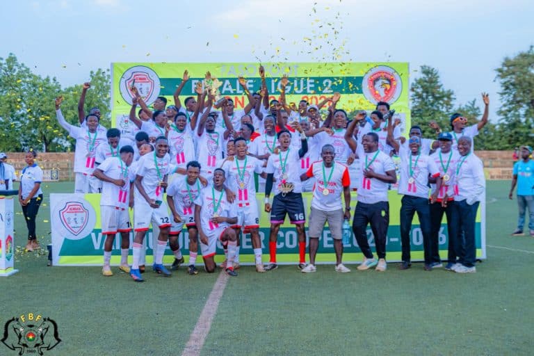Super Coupe de D2 au Burkina Faso : L’AS Maaya championne face à Focus ...